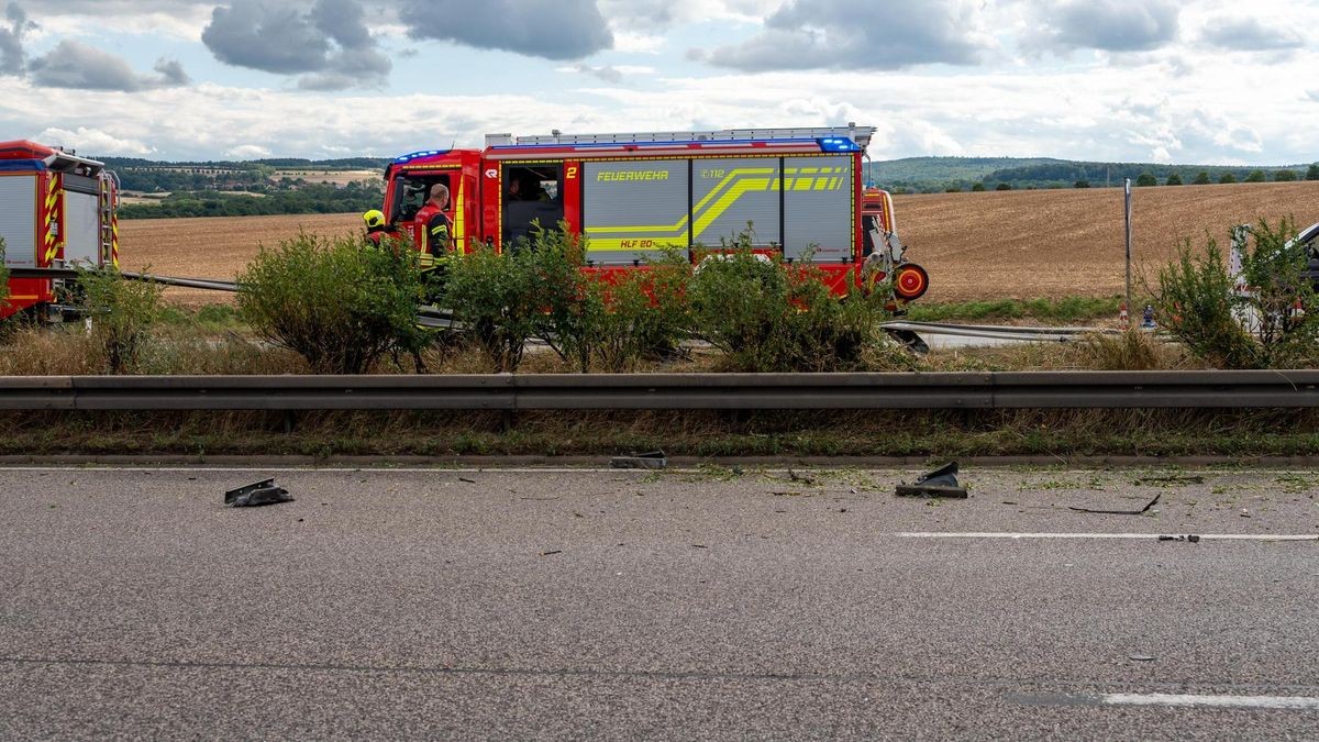 Eine Tote durch verhängnisvolle Kettenreaktion bei Unfall auf A4 im Weimarer Land