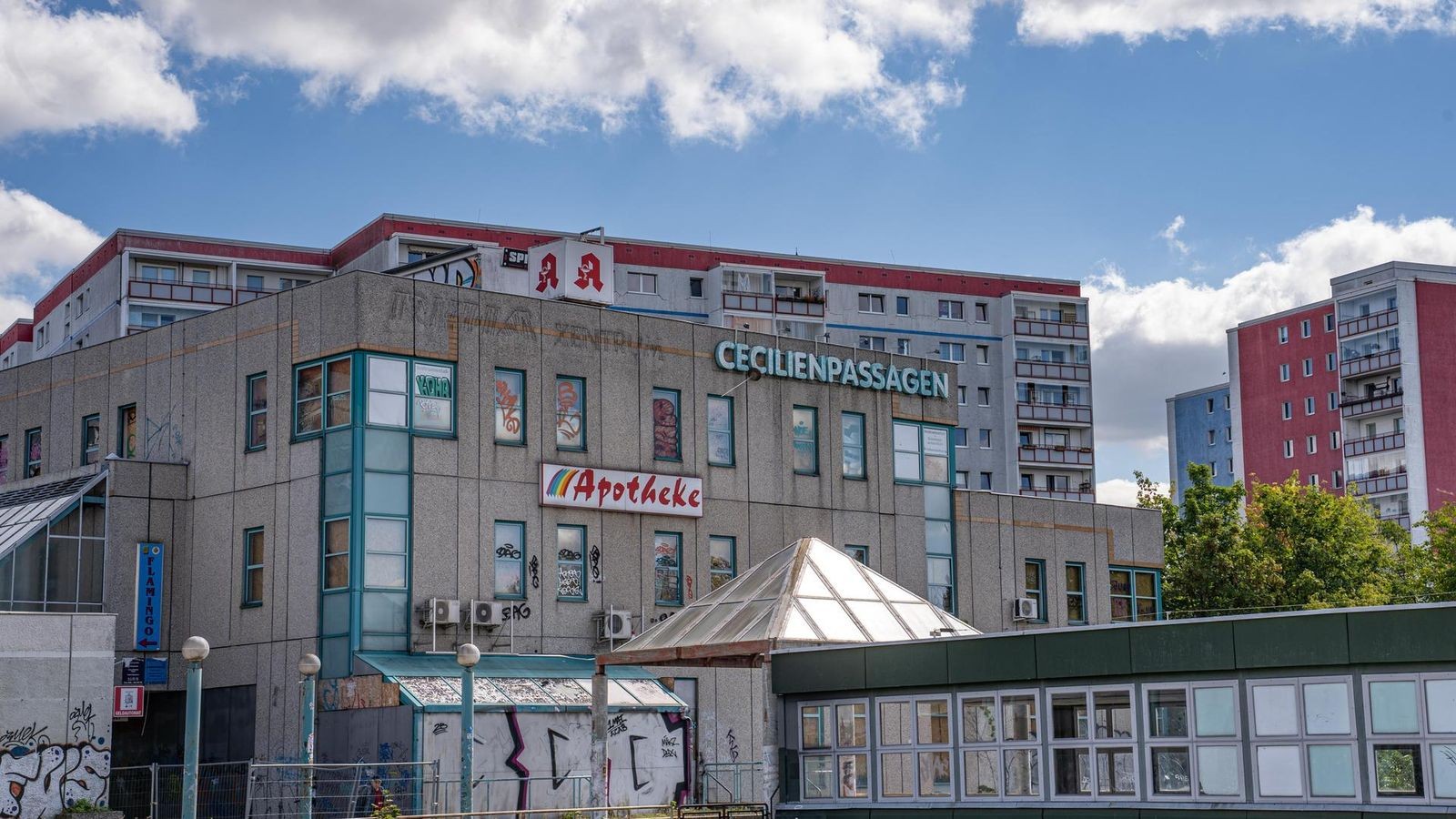 Bauruinen am Cecilienplatz: Wer steckt hinter den Bauvorhaben?