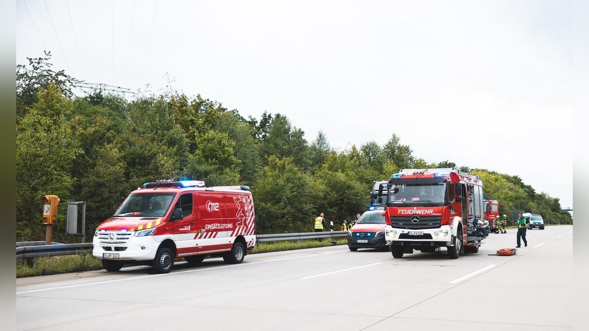 Pannenhelfer stirbt: Vollsperrung nach schwerem Unfall auf A4 beendet
