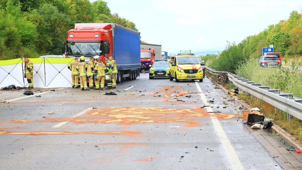 Tödlicher Unfall auf A38 bei Nordhausen – Auto prallt gegen Brückenpfeiler