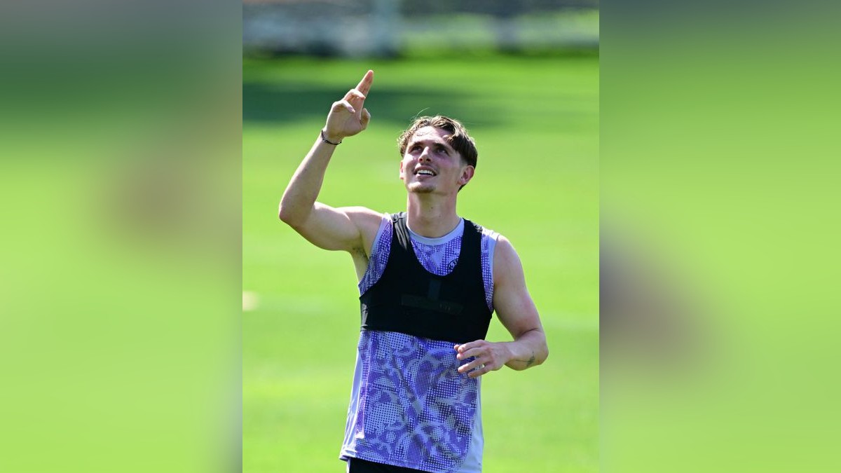 FC St. Pauli: Wie geht es weiter mit Härtefall Fin Stevens?