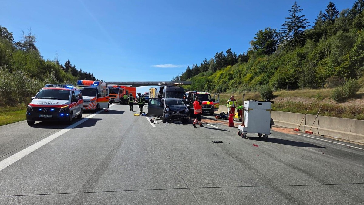 Unfallkette auf der A9 sorgt für kilometerlangen Stau