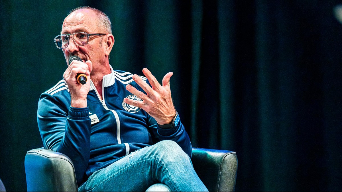 „Zucker pur“ für Ewald – MSV-Legende lässt alte Zeiten aufleben