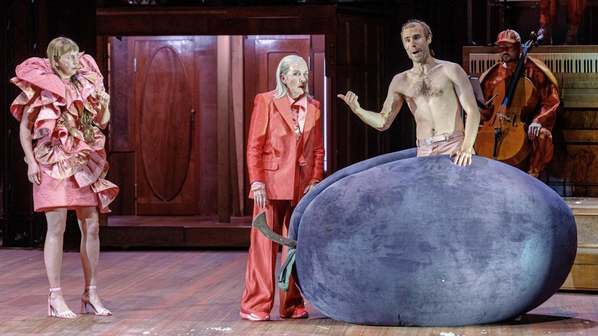 Thalia Theater zum Saisonauftakt : Knallbunt, aber manchmal nur albern