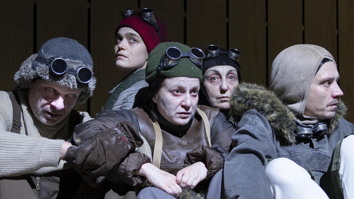 „Frankenstein“ im Ernst Deutsch Theater: Wer ist hier das Monster?