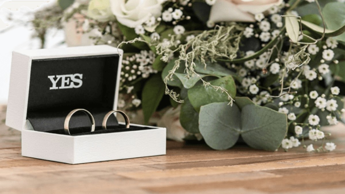YES Trauringe: Die ganz persönlichen Trau(m)ringe finden in ...