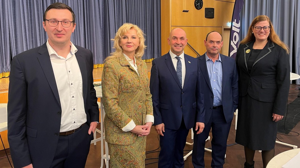 Bürgermeisterwahl Glinde: Kandidaten-Runde läuft aus dem Ruder