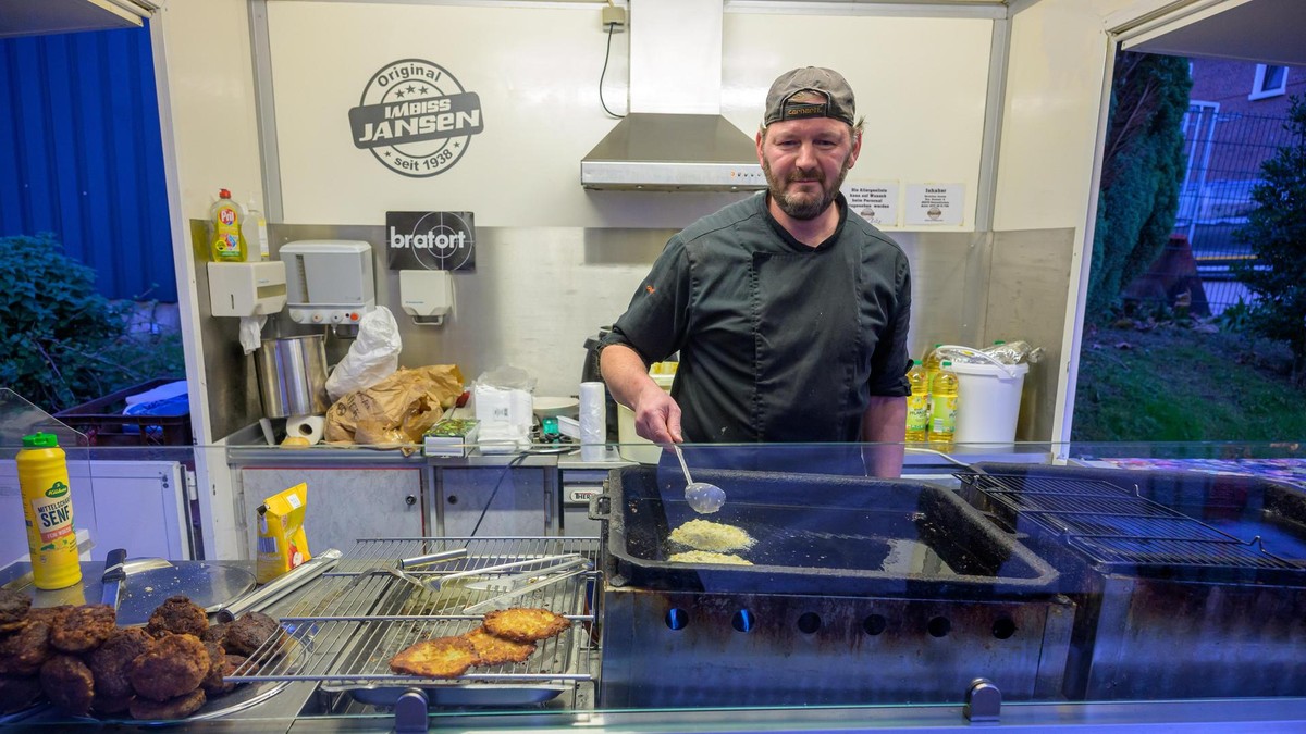 Weihnachtsmarkt auf Bauernhof in Bochum: Was Besucher in Wattenscheid ...