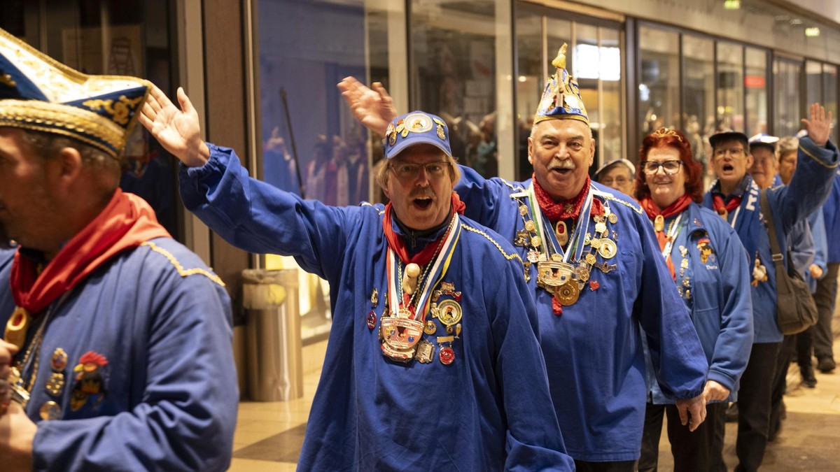 Essener Karnevalisten starten Session: 50 Fotos vom Hoppeditz-Erwachen