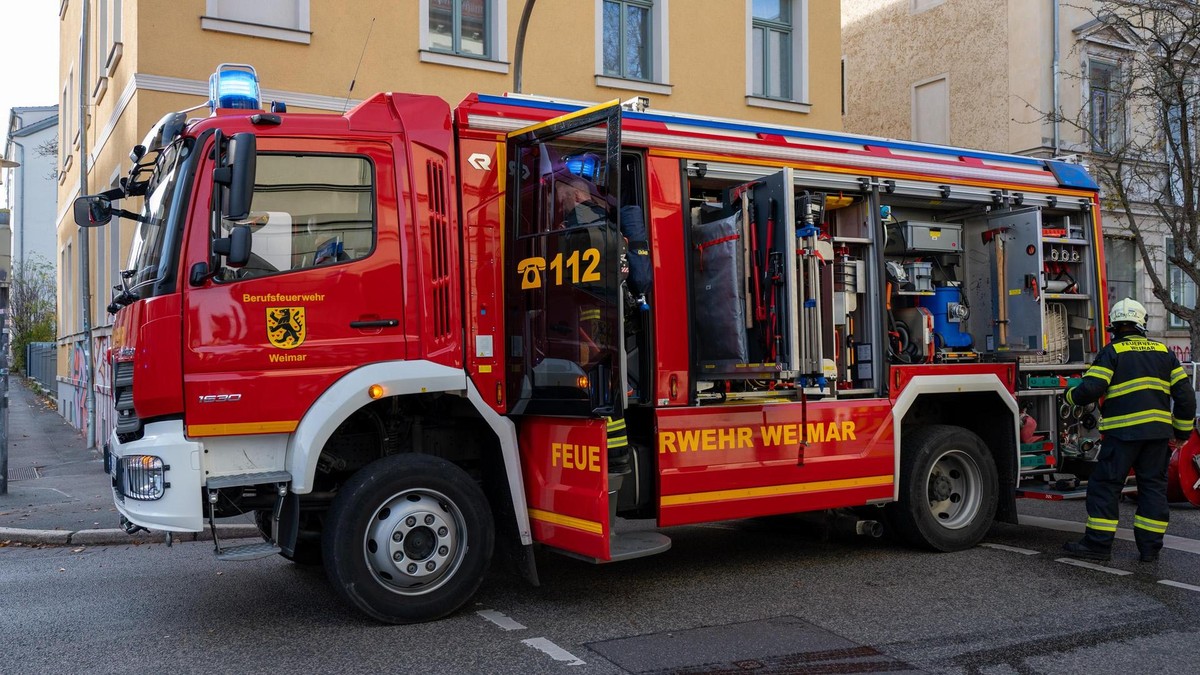 Feuerwehreinsatz in Weimar: Rauchentwicklung durch Kaminfeuer