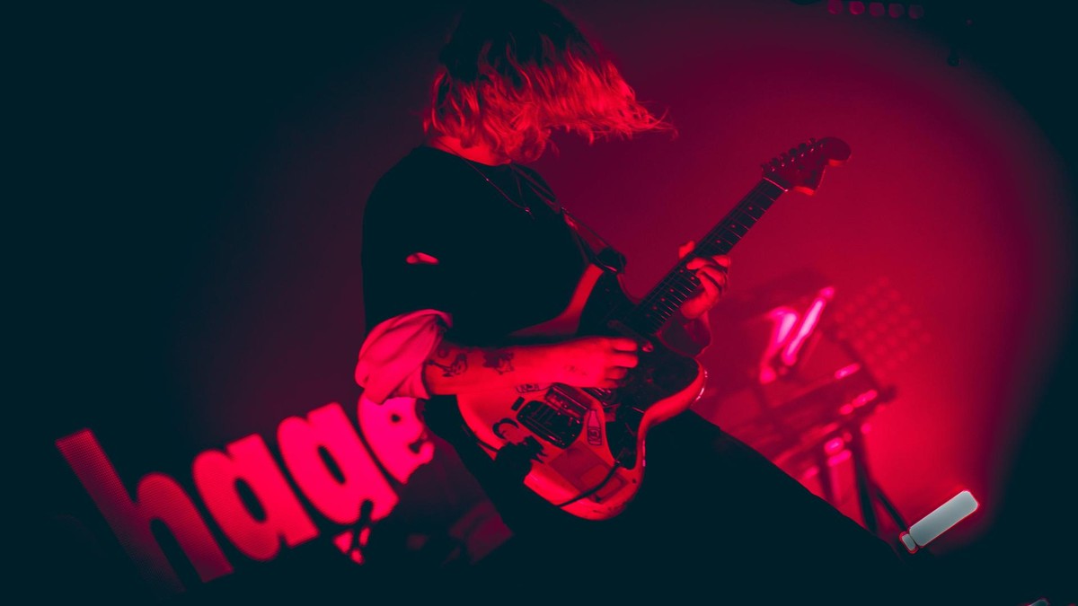 Royel Otis in der Sporthalle: Nach Dockville-Abbruch klappte dieses Mal ...