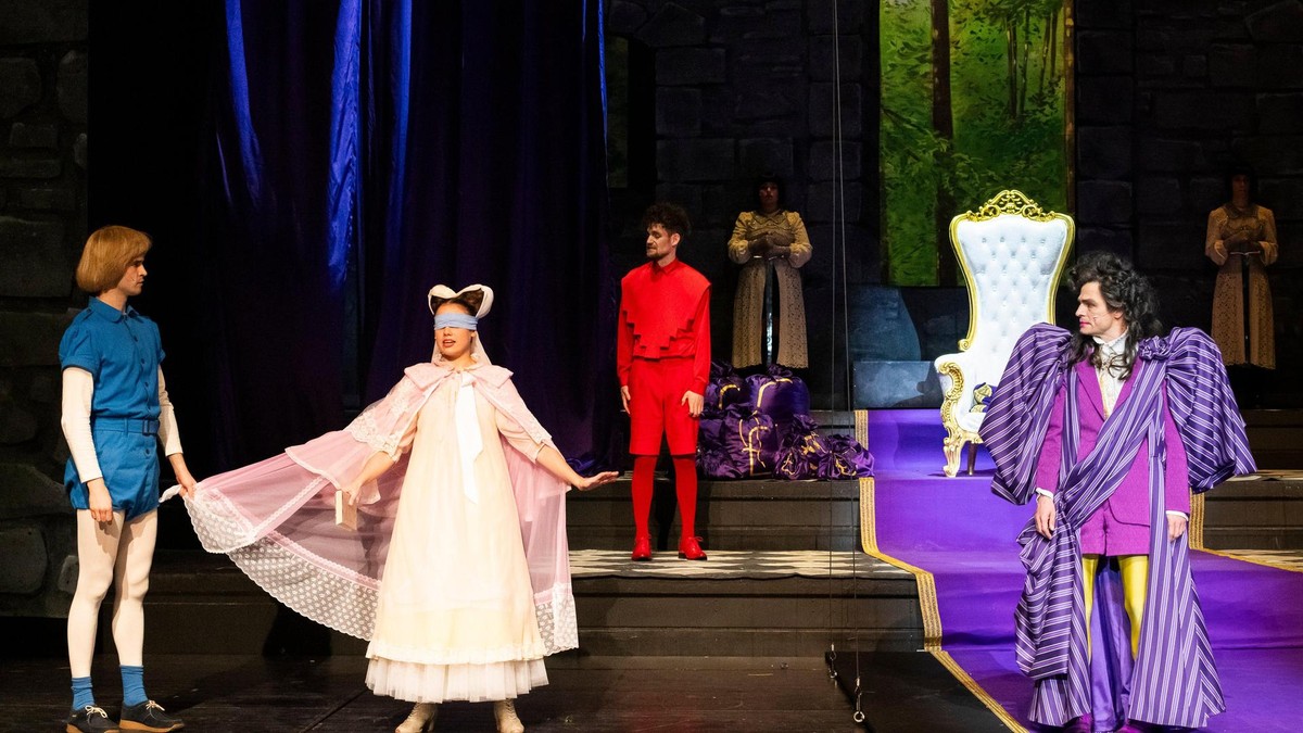 Schauspielhaus Bochum: Abruptes Ende bei „Robin Hood“ ist schnell verziehen