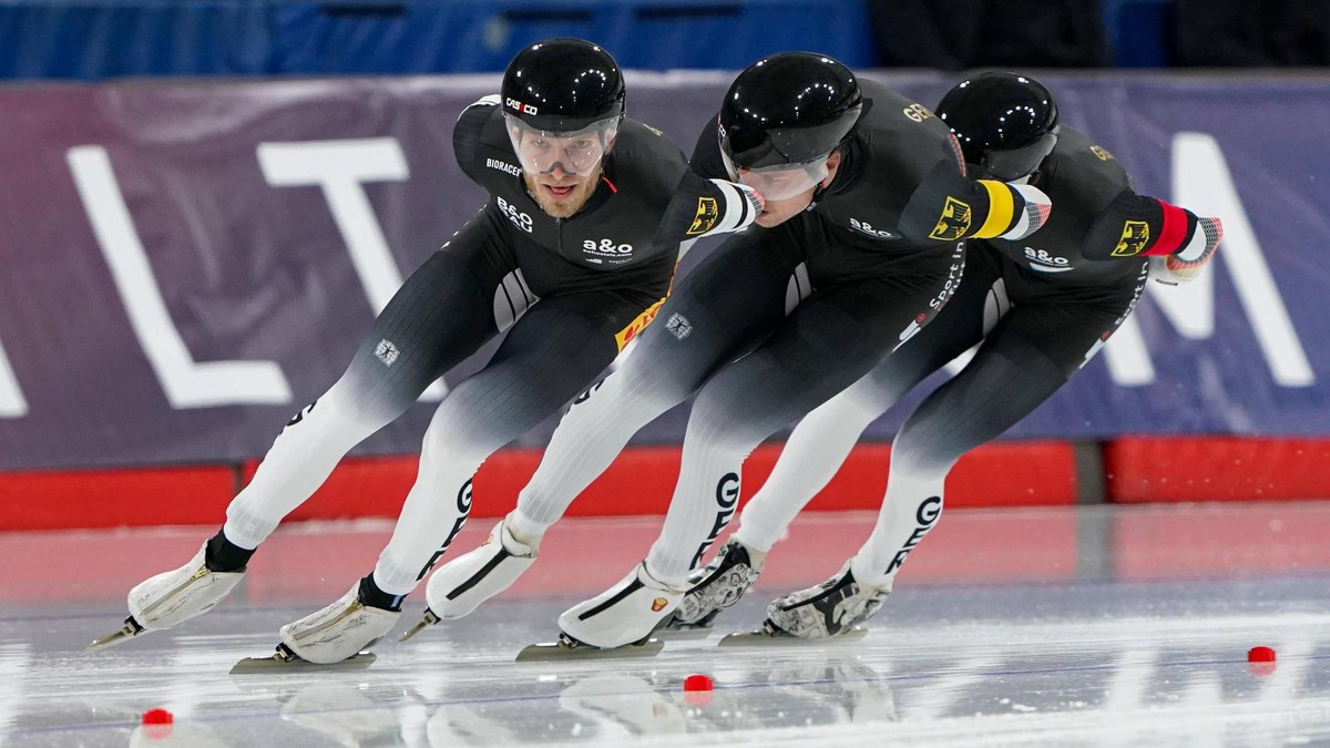 Teamverfolgung: Deutsche Eisschnellläufer im Doppel auf Olympia-Kurs