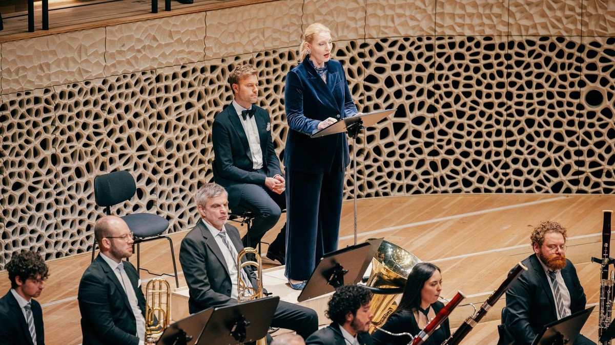 Elbphilharmonie Hamburg: So haben wir Mahlers „Wunderhorn“-Lieder noch ...