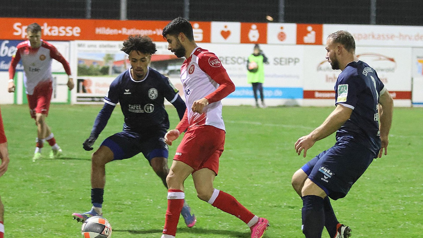 Regionalliga West: Velbert erlebt Nachspielzeit-Drama gegen Siegen ...