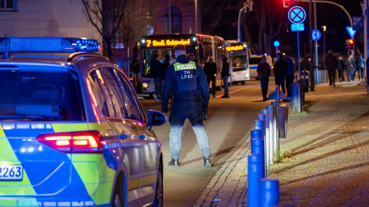 Mann zieht bei Streit auf Weimarer Weihnachtsmarkt Messer – das sagen ...