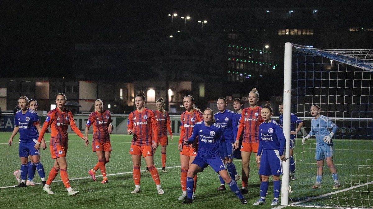 Nach Sixpack-Sieg: Colmsee ist stolz auf seine Schalker Spielerinnen