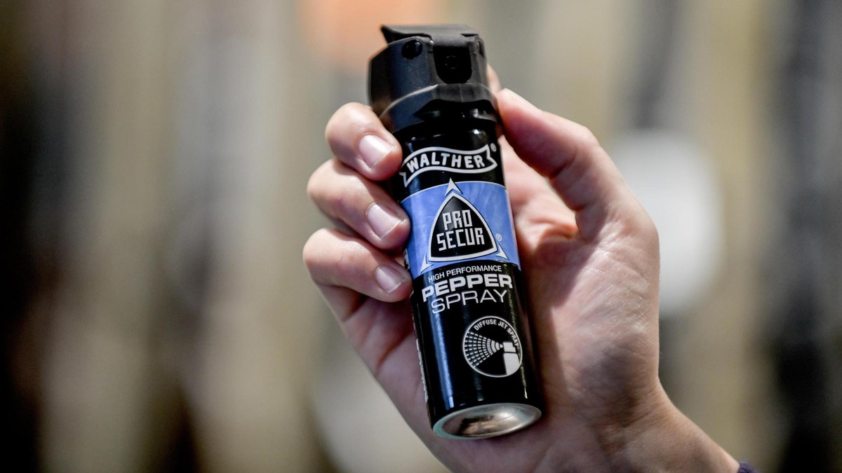 Raub auf 15-Jährige in Buer: Täter bedroht Opfer mit Pistole