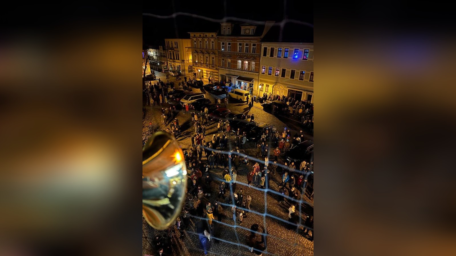 Bei eisiger Kälte: Eisenberger Turmblasen wegen Notfall abgebrochen