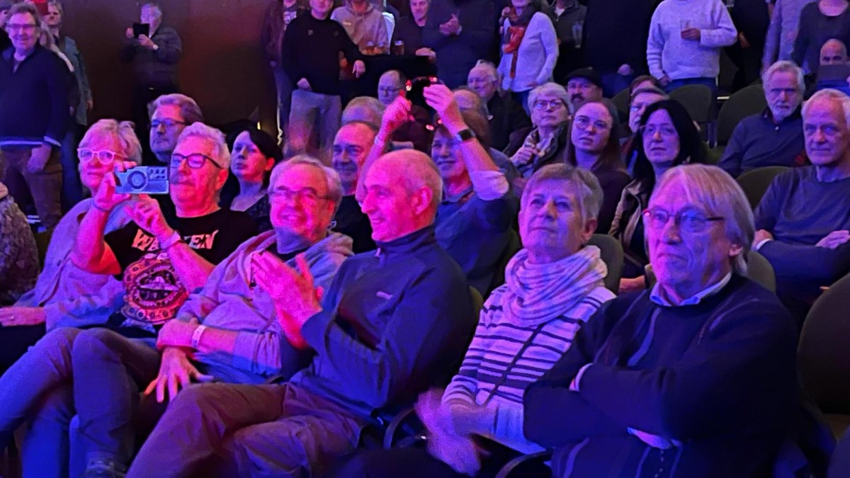 Inbetween Days in der Stadthalle Meschede: Hier sind die Fotos vom ...