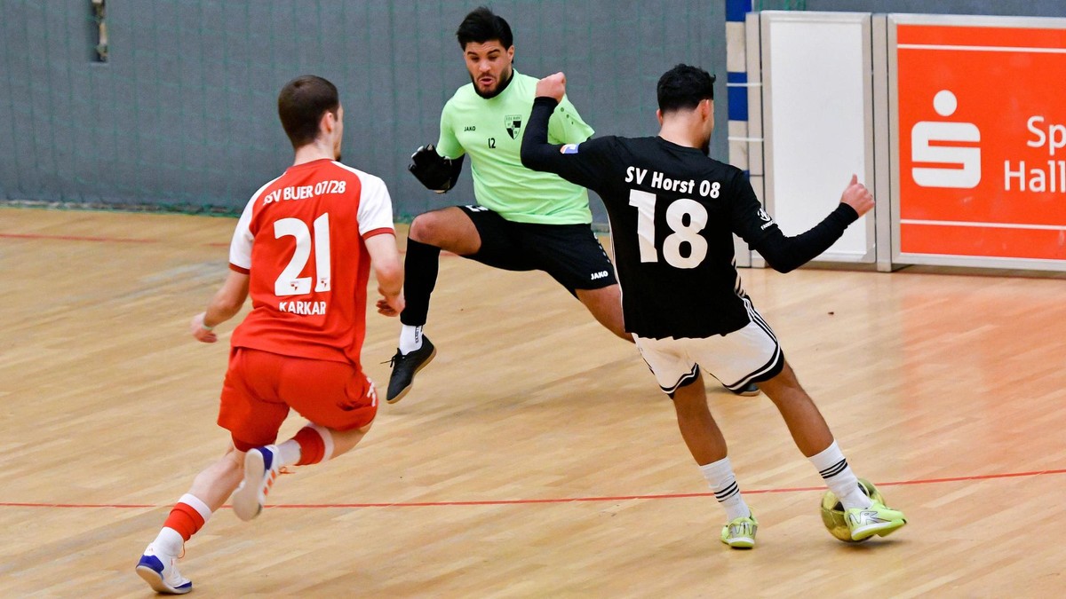 Halle Gelsenkirchen: Zwei Hasseler, zwei Horster, ein Gladbecker im All ...