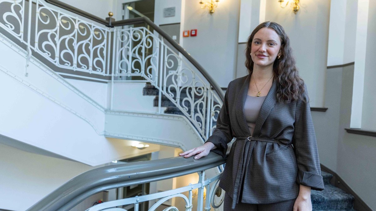 Karrieresprung: Mit dualem Studium zur stellvertretenden Direktorin im ...