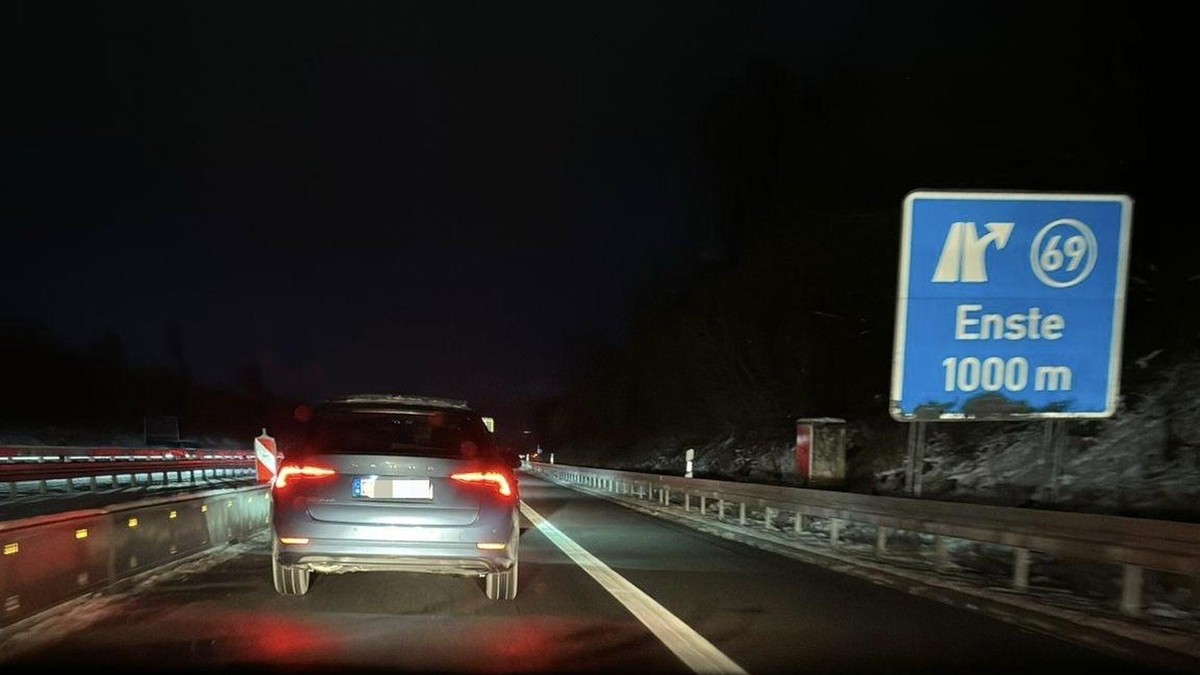 Immer wieder Staus auf der A46 bei Meschede: Was ist da los?