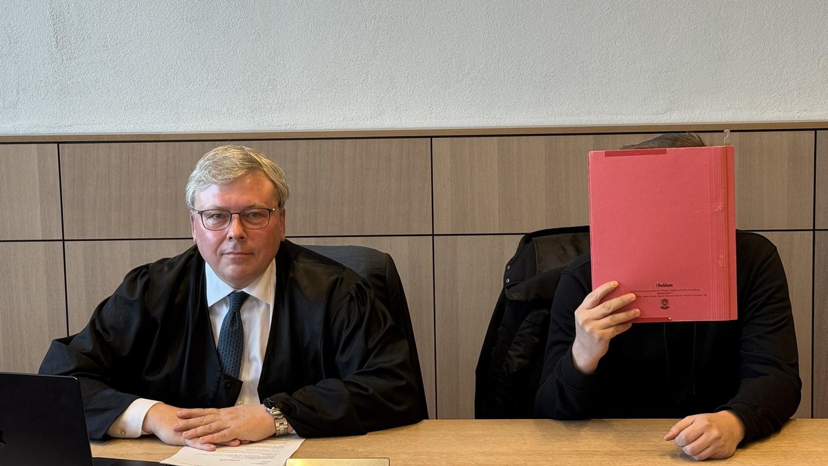 Filmte dieser Vater (36) aus Herne zwei Geschwister bei Inzest-Handlungen?