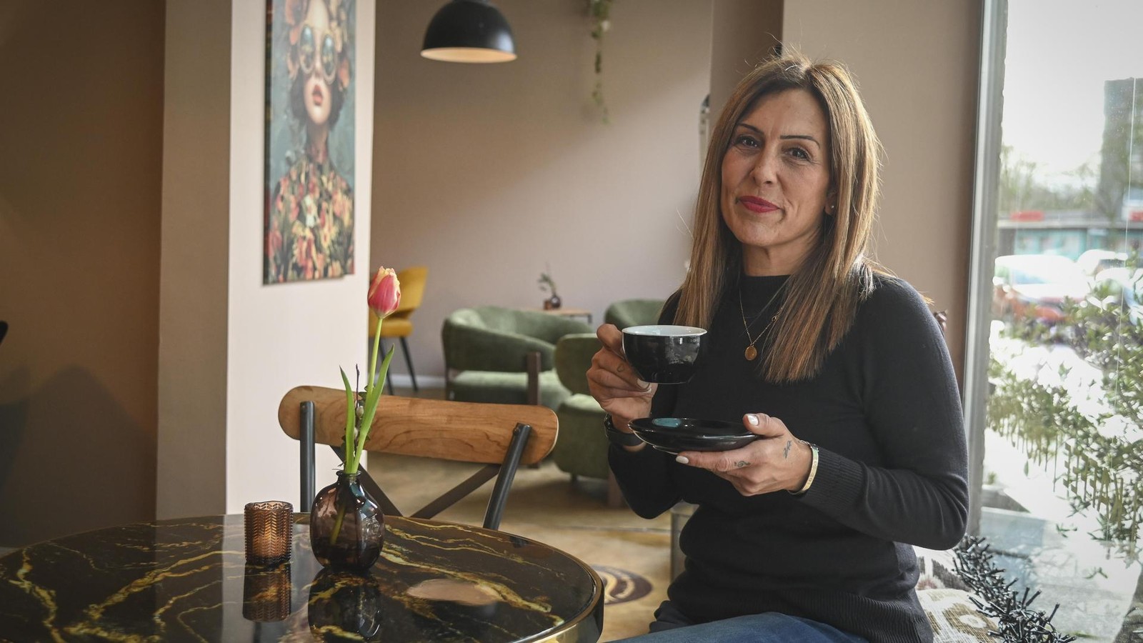 Plötzlich Café-Chefin: Duisburgerin bietet ab 5 Uhr frisches Frühstück