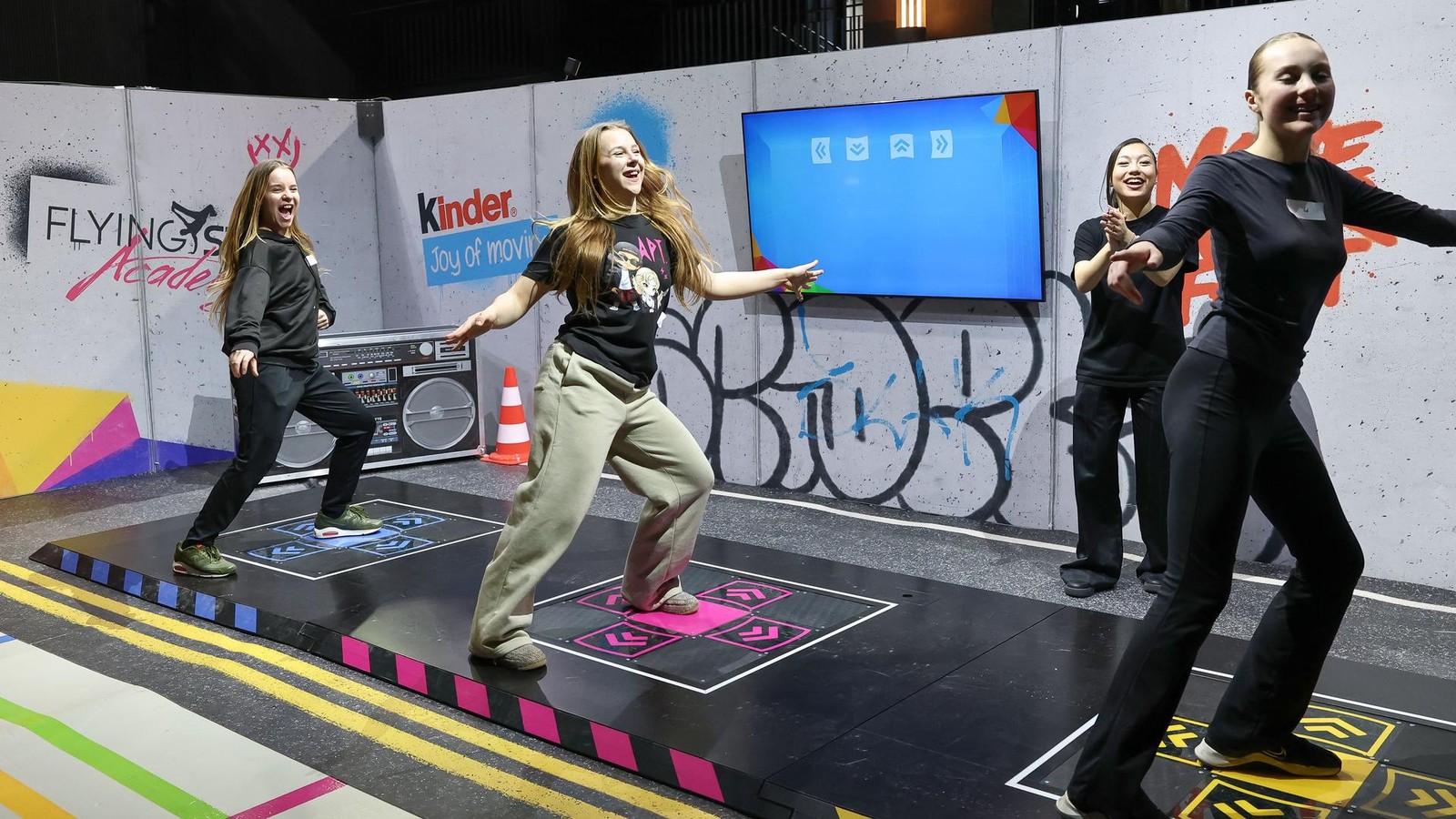 Berlin tanzt! Kinder erleben Urban Dance beim exklusiven Flying Steps ...