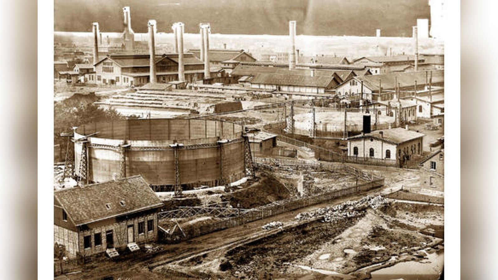 Ausstellung zeigt die Geschichte des Krupp-Konzerns in historischen Bildern