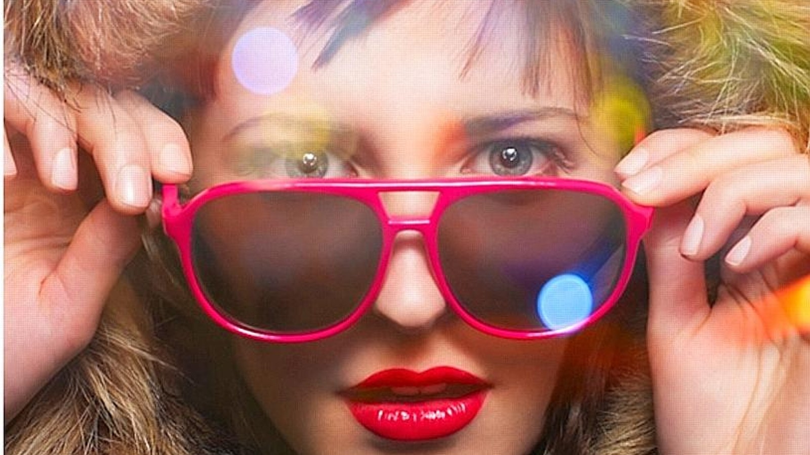 Elektro-Pop von Danja Atari am Abgrund der Welt