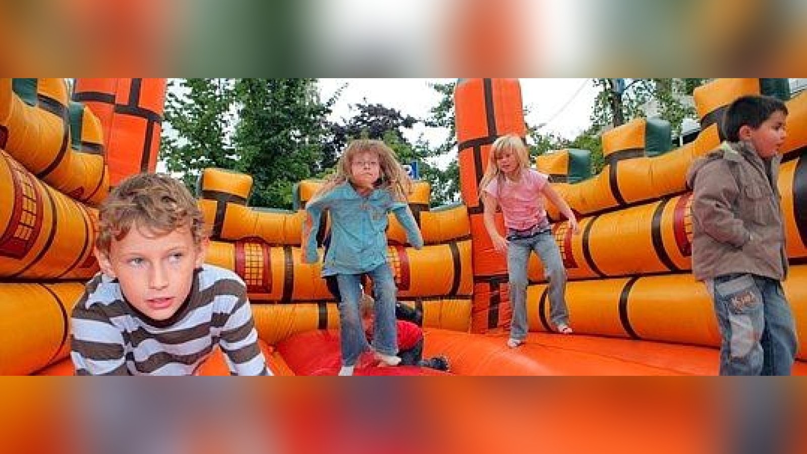 Kinderspiele, Jux-Rallye und jede Menge Musik