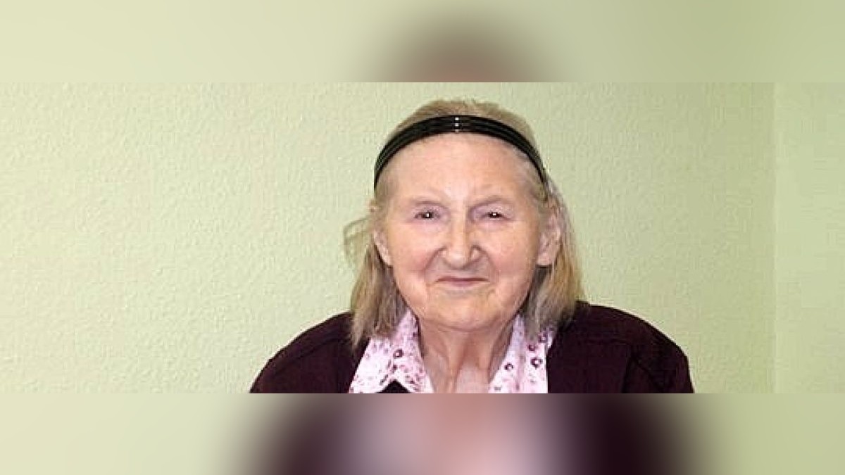 Anna Bröker feiert heute 90. Geburtstag