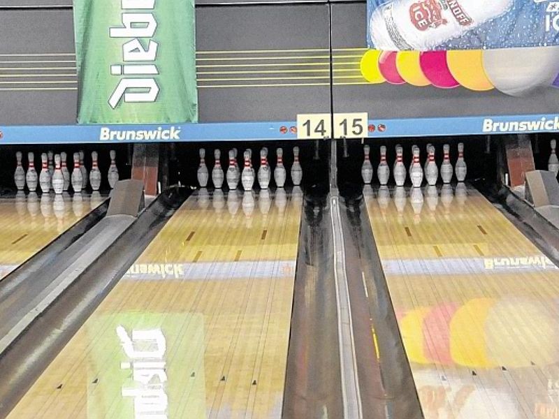 Fliegende Kugel setzt Bowlingbahn Bowlorado in Witten unter Wasser