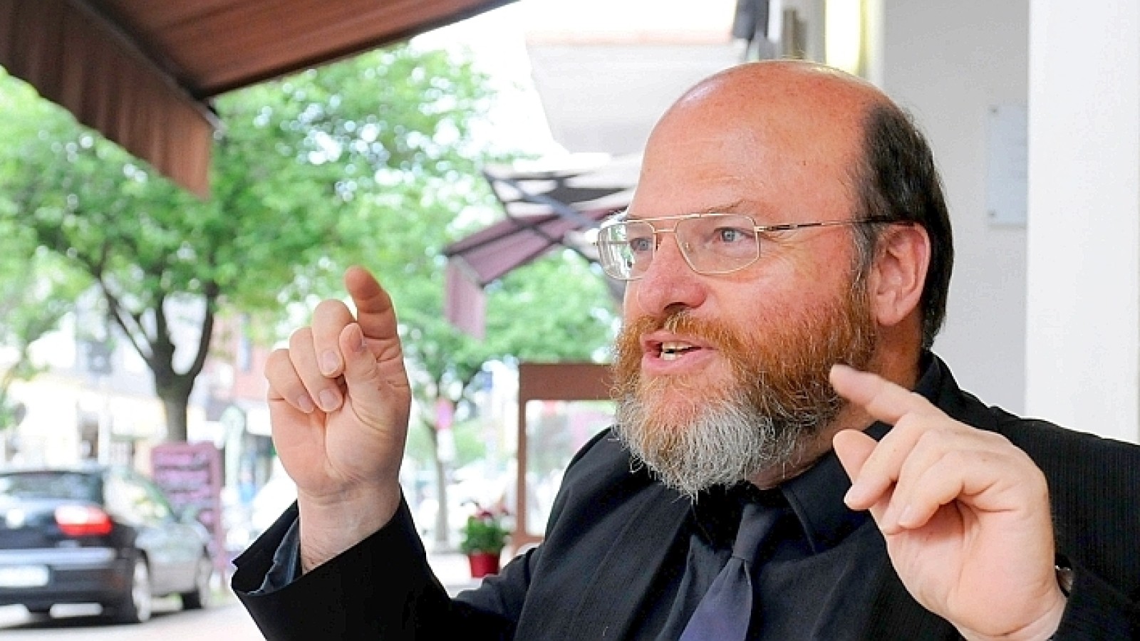 Rolf Fliß wünscht sich ein Bähnchen für die Rü