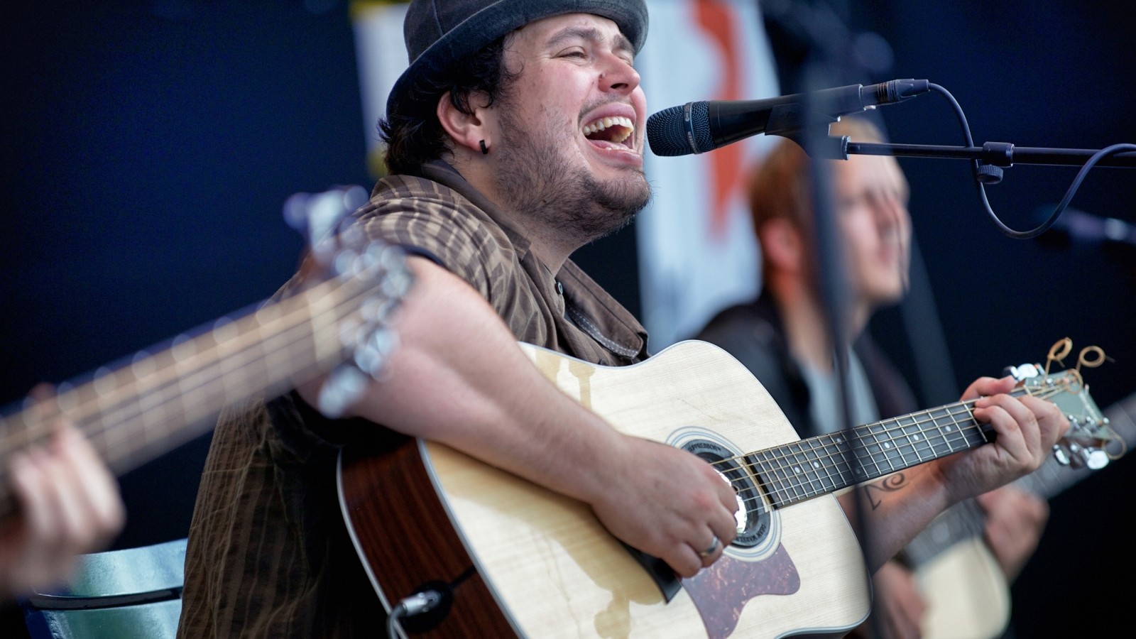 H-Blockx, Thomas Godoj und Gießkanne sind heute die Renner bei Bochum ...