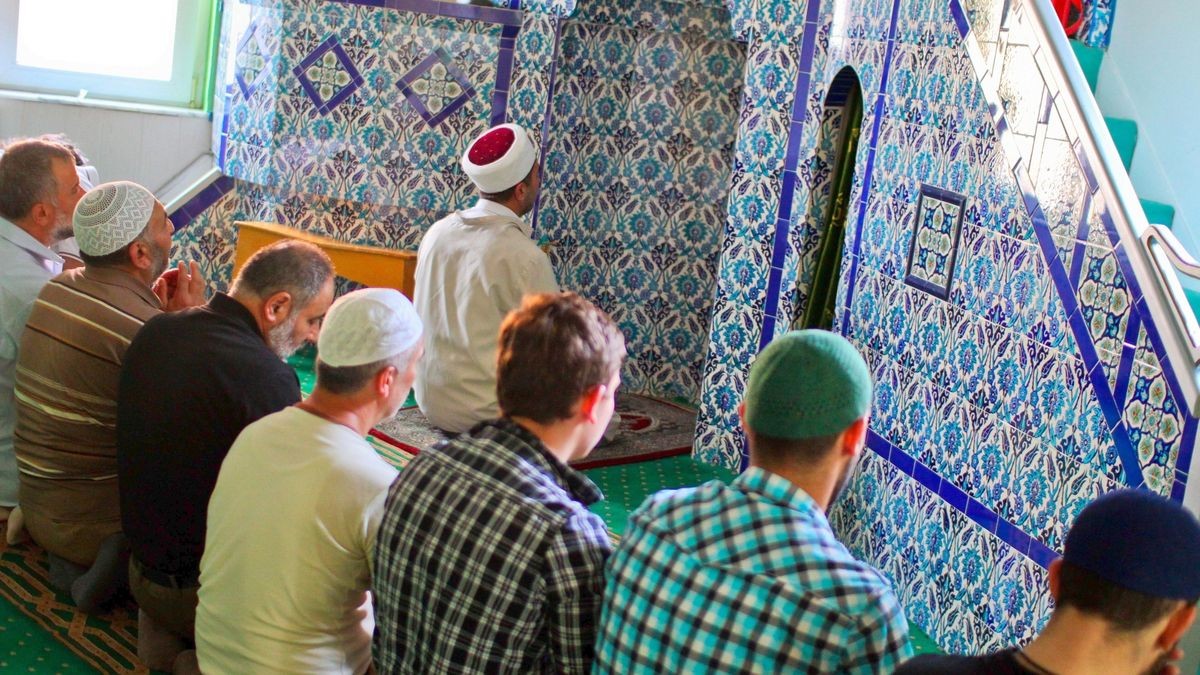 Fasten, beten, Bedürftigen helfen