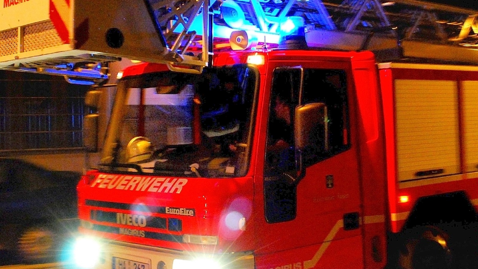 Lkw-Fahrer überlebt in Bochum 220.000 Volt