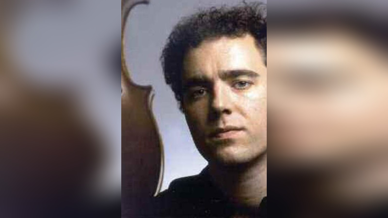 Adrian Brendel wahrt die natürliche Distanz