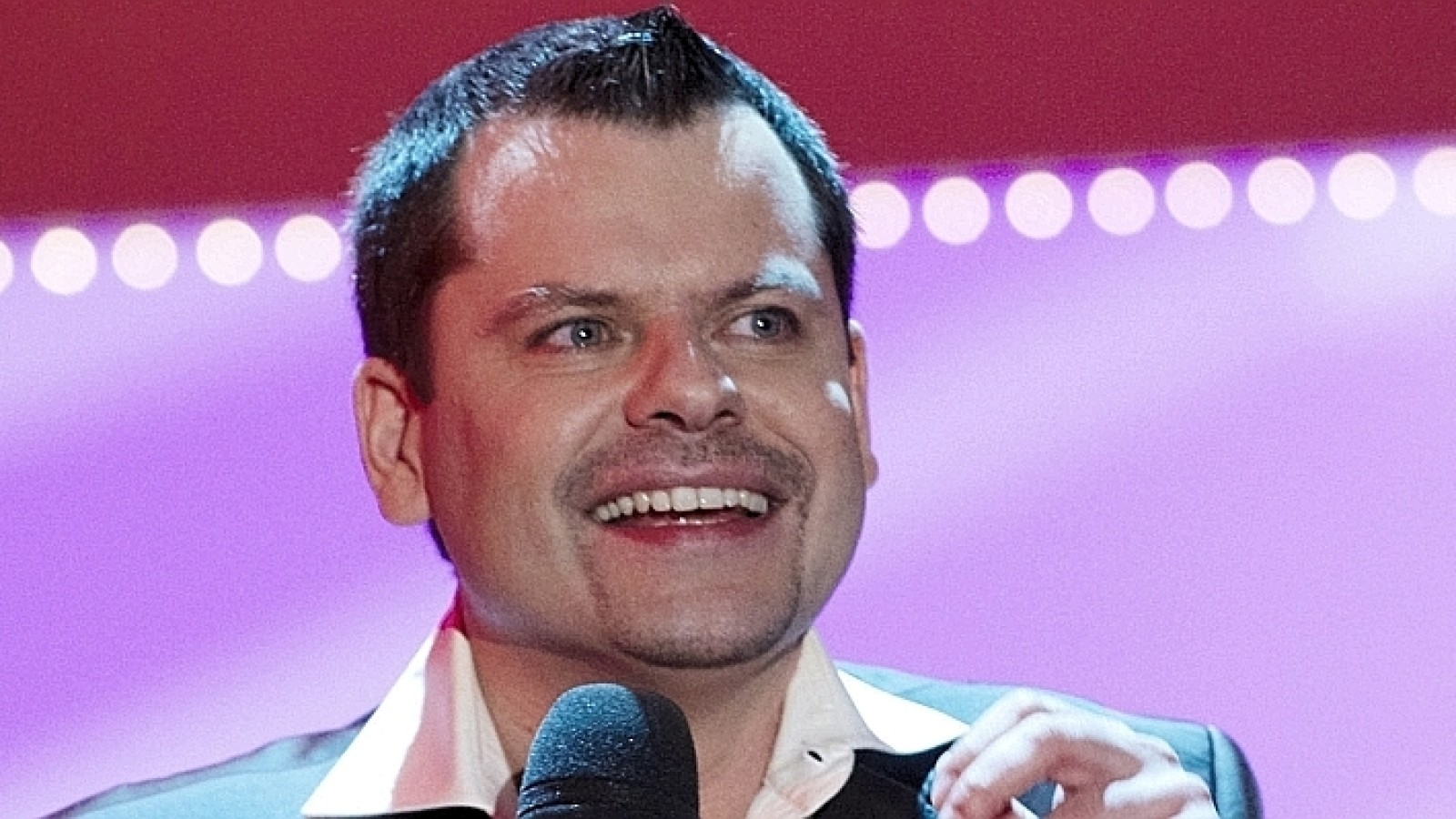 Ingo Appelt präsentiert sein Programm „Göttinnen“ in Menden