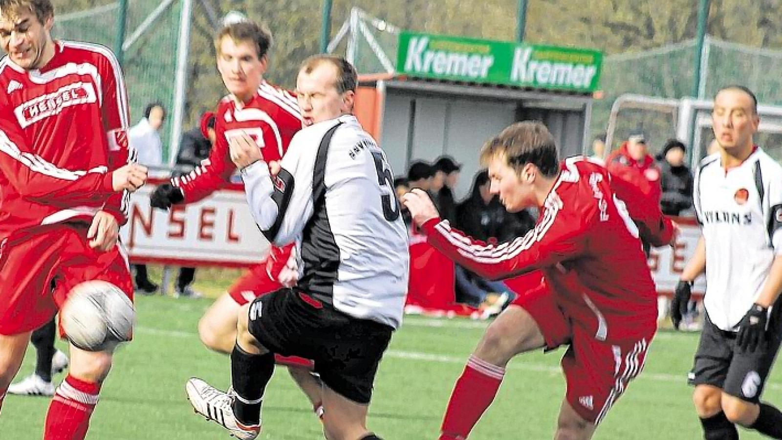 FC Lennestadt baut seinen Spitzenplatz aus