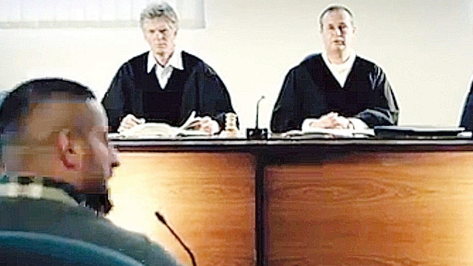 Rapper-Video aus dem Gerichtssaal blamiert die Justiz