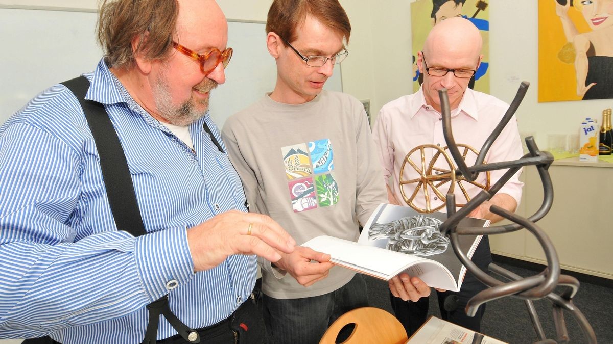 Ludger Hinse stellt Buch über seine Arbeit vor