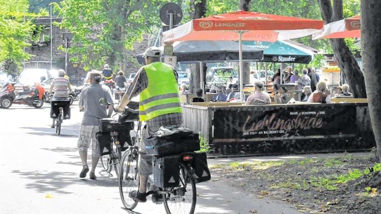 Das Haus Scheppen am Baldeneysee ist Essens Biker-Hochburg
