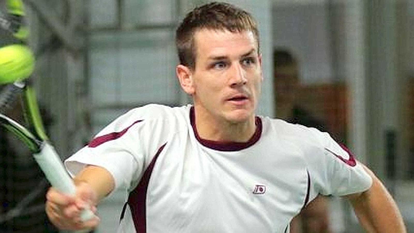 Adrian Sikora gewinnt Drei-Satz-Finale