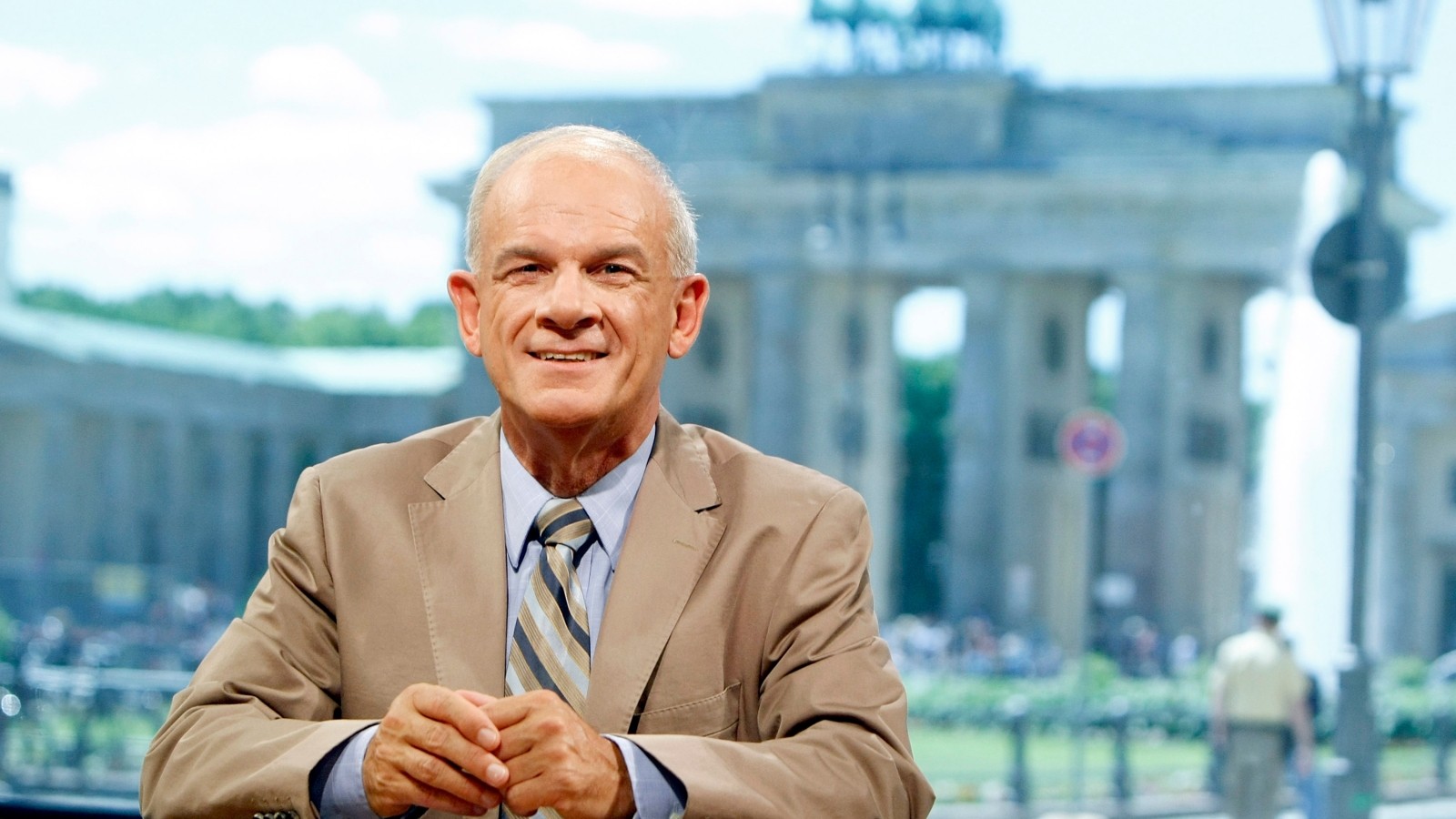 Für Peter Hahne sind die ZDF-Kinder-Nachrichten "logo" Vorbild für ...