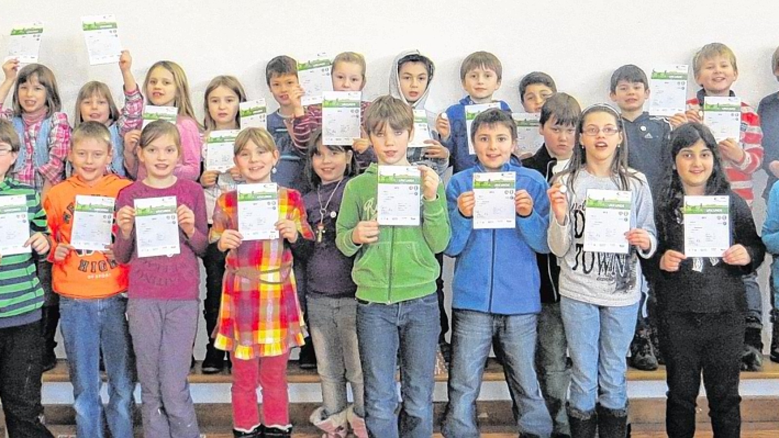 Sportabzeichen in Gold für Silas Balzer, Lisa Wetter und Erik Stötzel