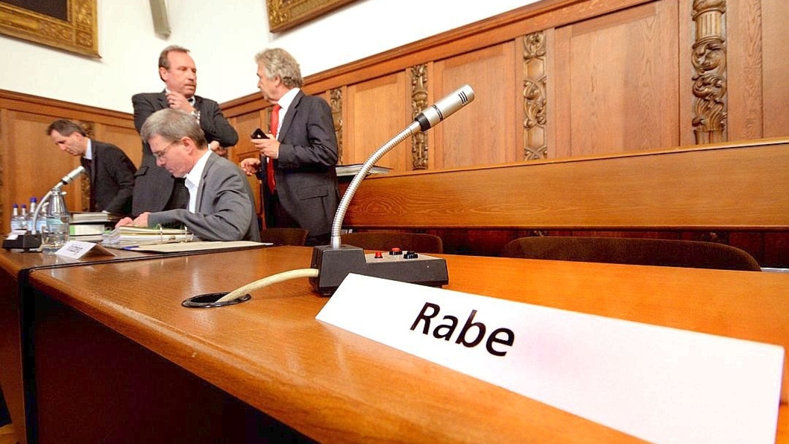 Wolfgang Rabe als Dezernent abgewählt