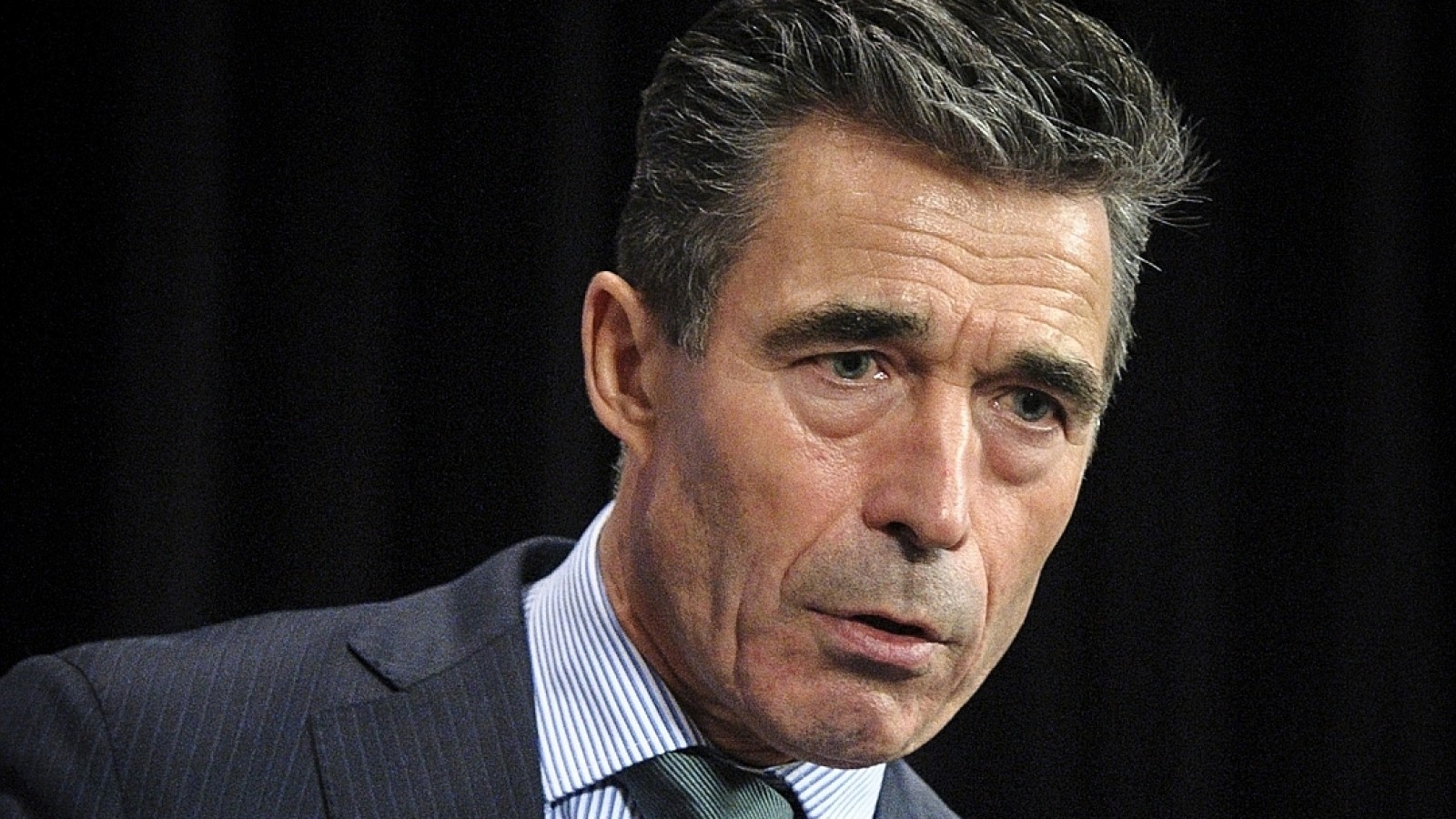 Nato-Chef Rasmussen rasselt wegen Russland mit dem Säbel